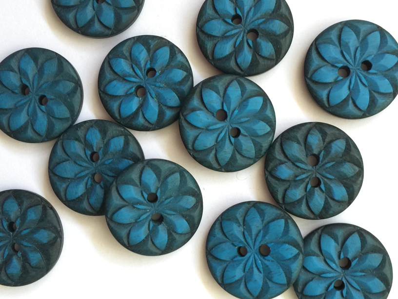 Buttons | polyester buttons | toggle | TextileGarden