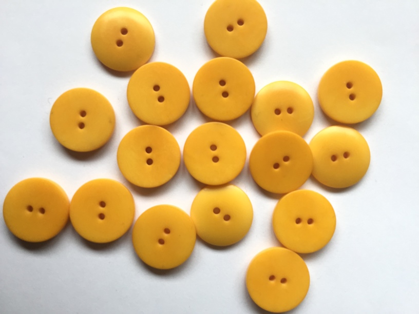 Corozo buttons | tagua | vegetable ivory | TextileGarden