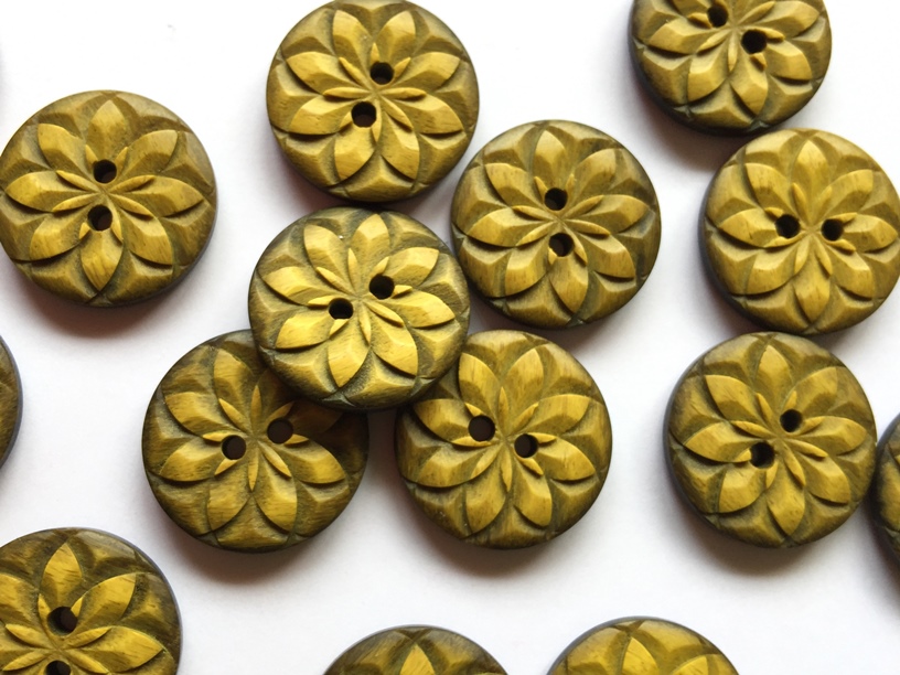 Buttons | polyester buttons | toggle | TextileGarden