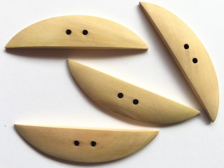 Wooden buttons | bamboo | wood | toggle | TextileGarden