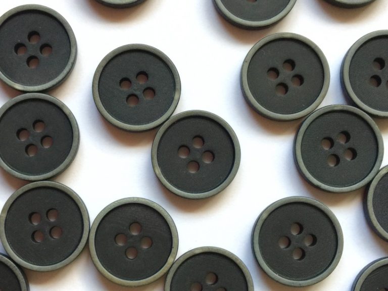 Corozo buttons | tagua | vegetable ivory | TextileGarden