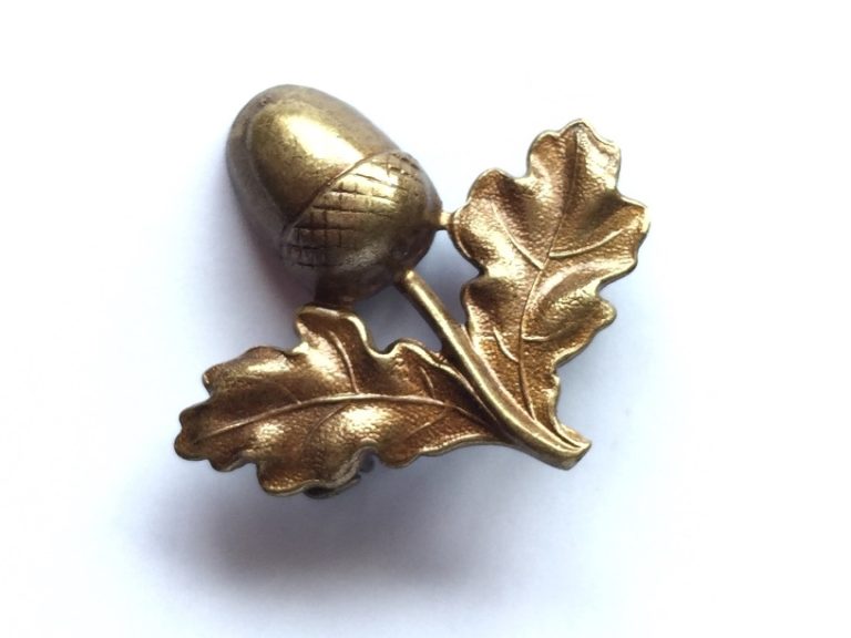 Brooches & pins - TextileGarden