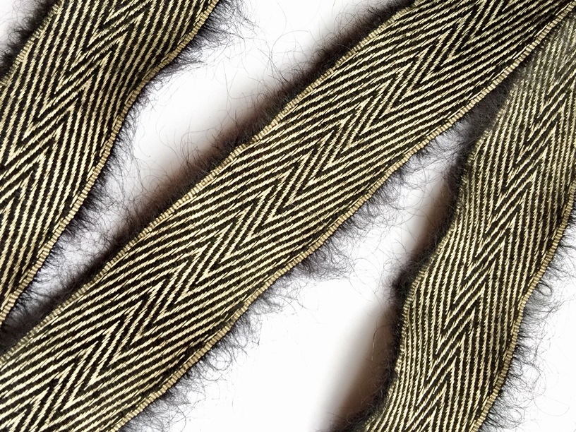 Trimmings – natural & other wovens