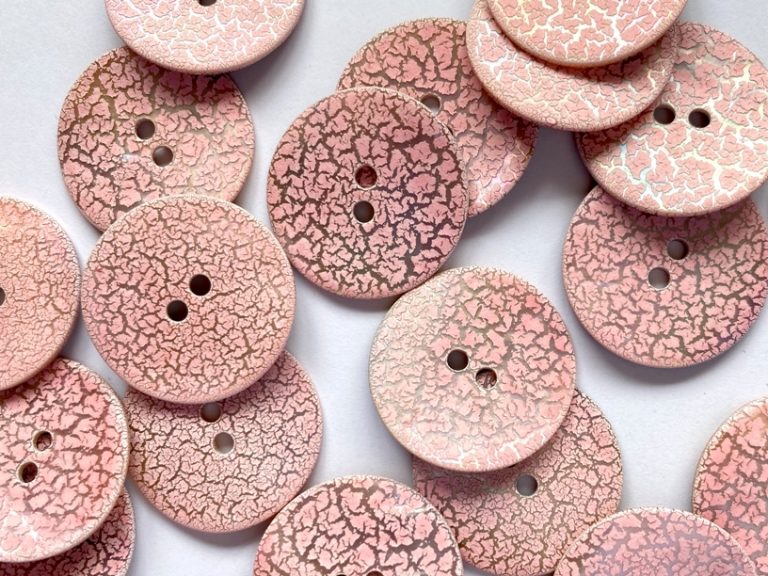 Shell buttons | buttons | TextileGarden