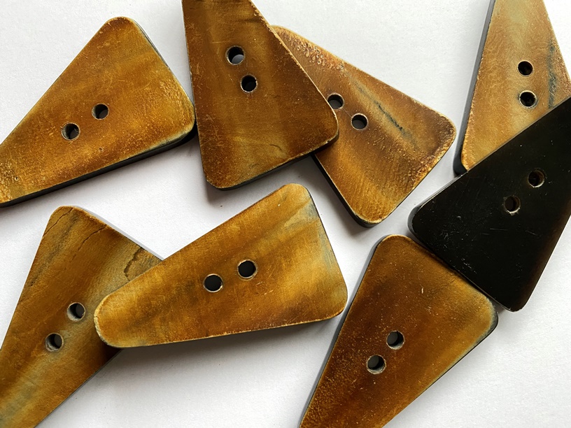 Horn & bone buttons | TextileGarden