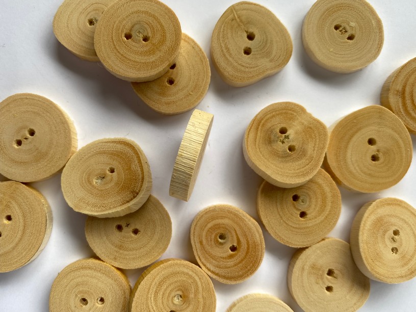 Wooden buttons | bamboo | wood | toggle | TextileGarden