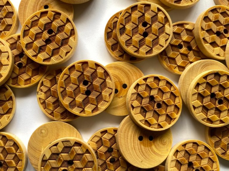 Wooden buttons | bamboo | wood | toggle | TextileGarden