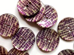Shell buttons | buttons | TextileGarden