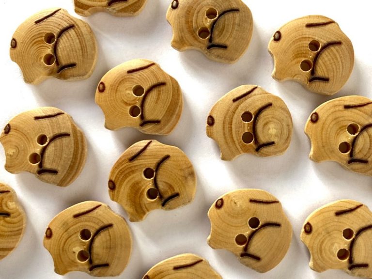 Wooden buttons | bamboo | wood | toggle | TextileGarden