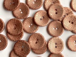 Shell buttons | buttons | TextileGarden