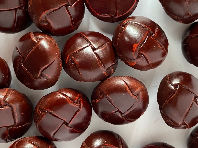 Leather buttons | TextileGarden