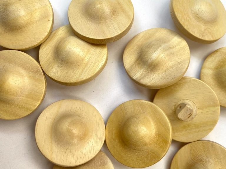 Wooden buttons | bamboo | wood | toggle | TextileGarden