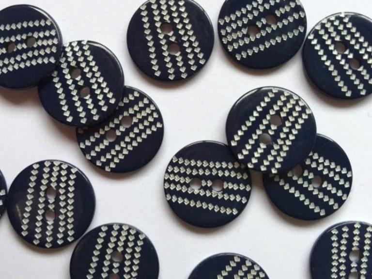 Shell buttons | buttons | TextileGarden