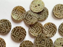 Shell buttons | buttons | TextileGarden