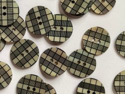 Shell buttons | buttons | TextileGarden
